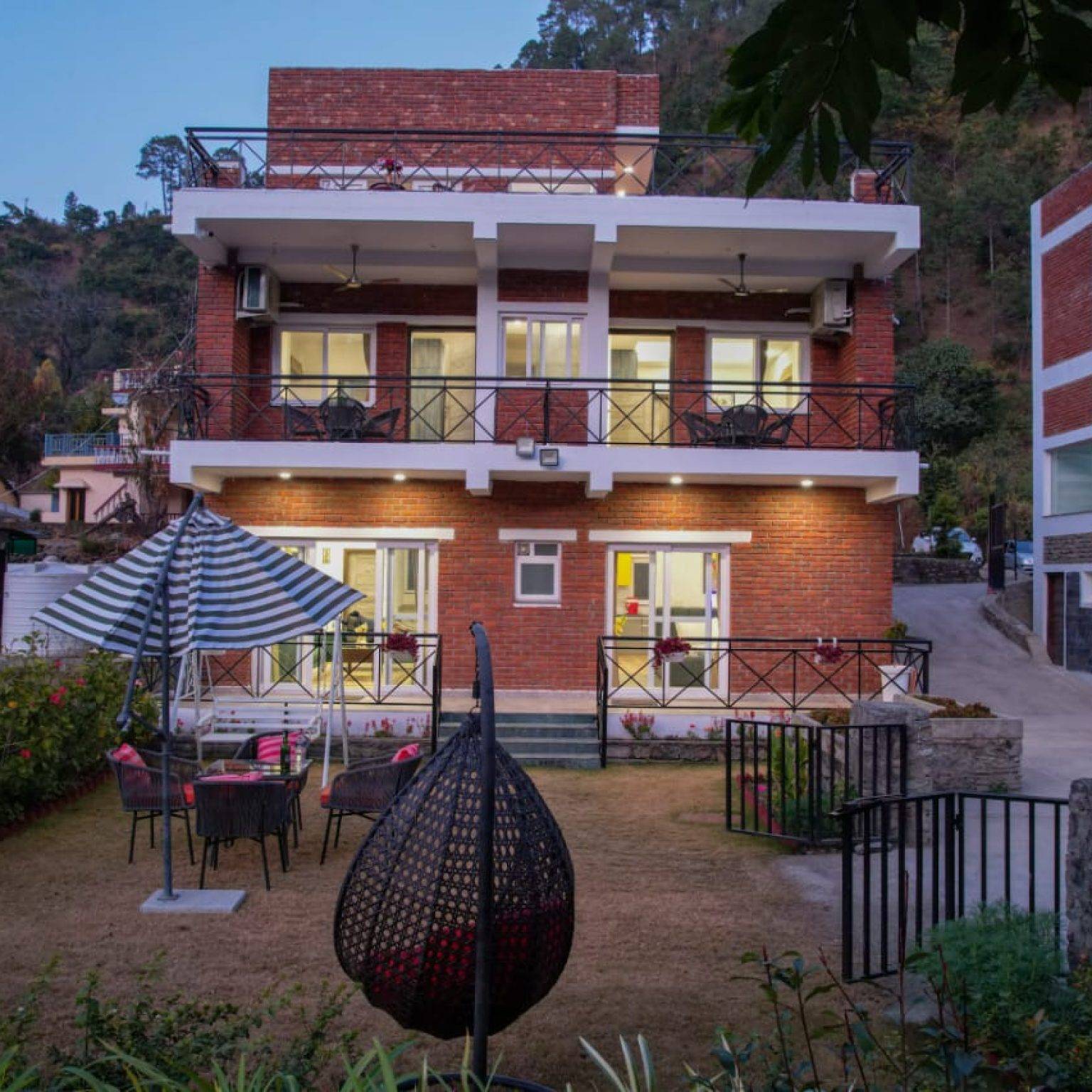 Himalayas Homestays | Where Nature Meets Culture